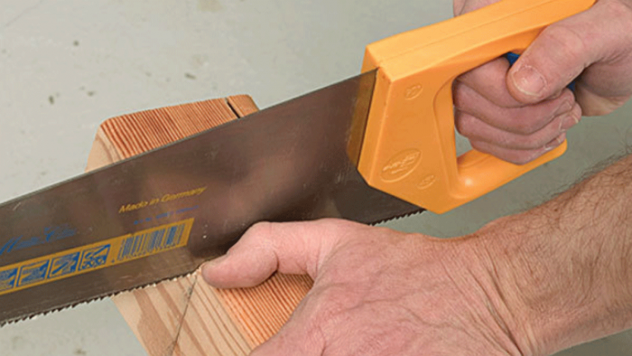 Cutting with a Handsaw - Fine Homebuilding