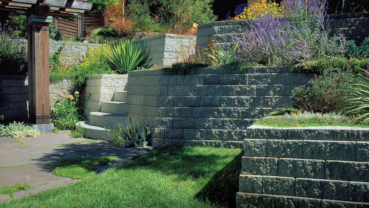 Homes Built On Retaining Wall The Retaining Walls And Stairs That Were