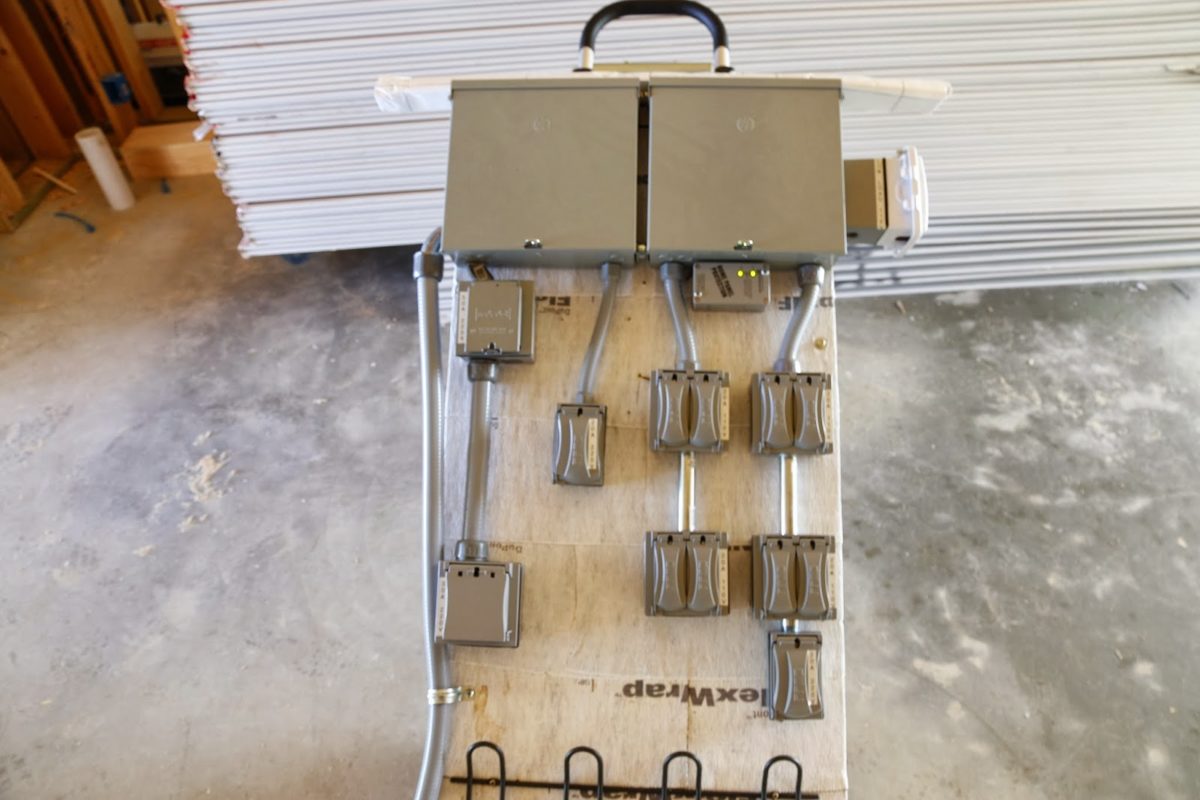 Temporary Job Site Power Box - Plans to build your own - Fine Homebuilding