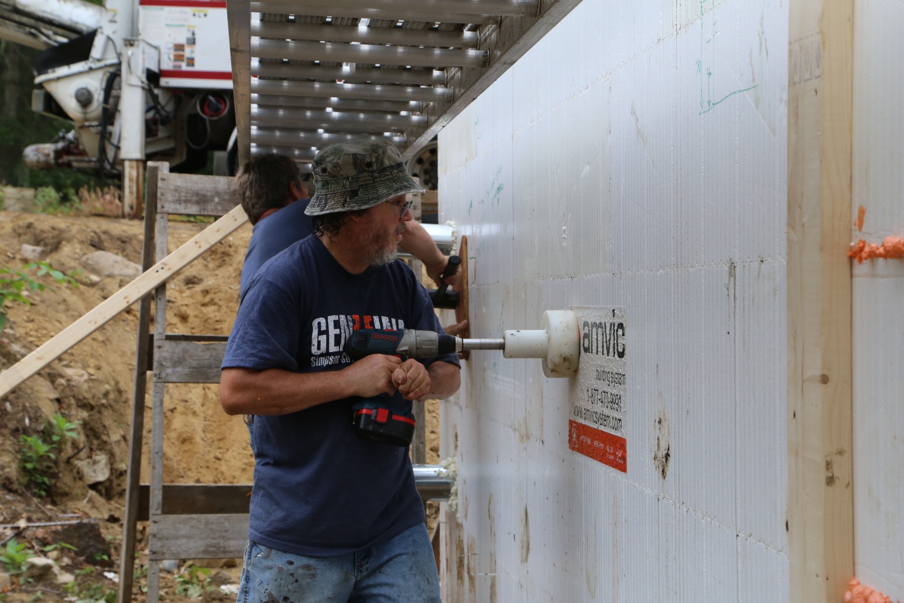 Placing Concrete in the ICF Foundation - Fine Homebuilding