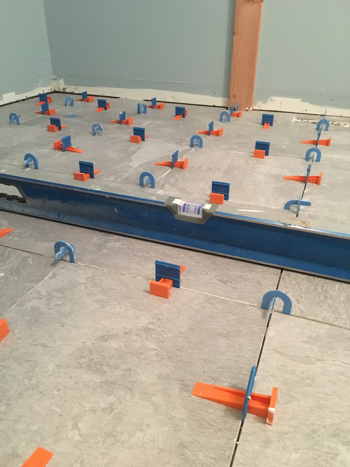 Using Tile Leveling Systems - Fine Homebuilding