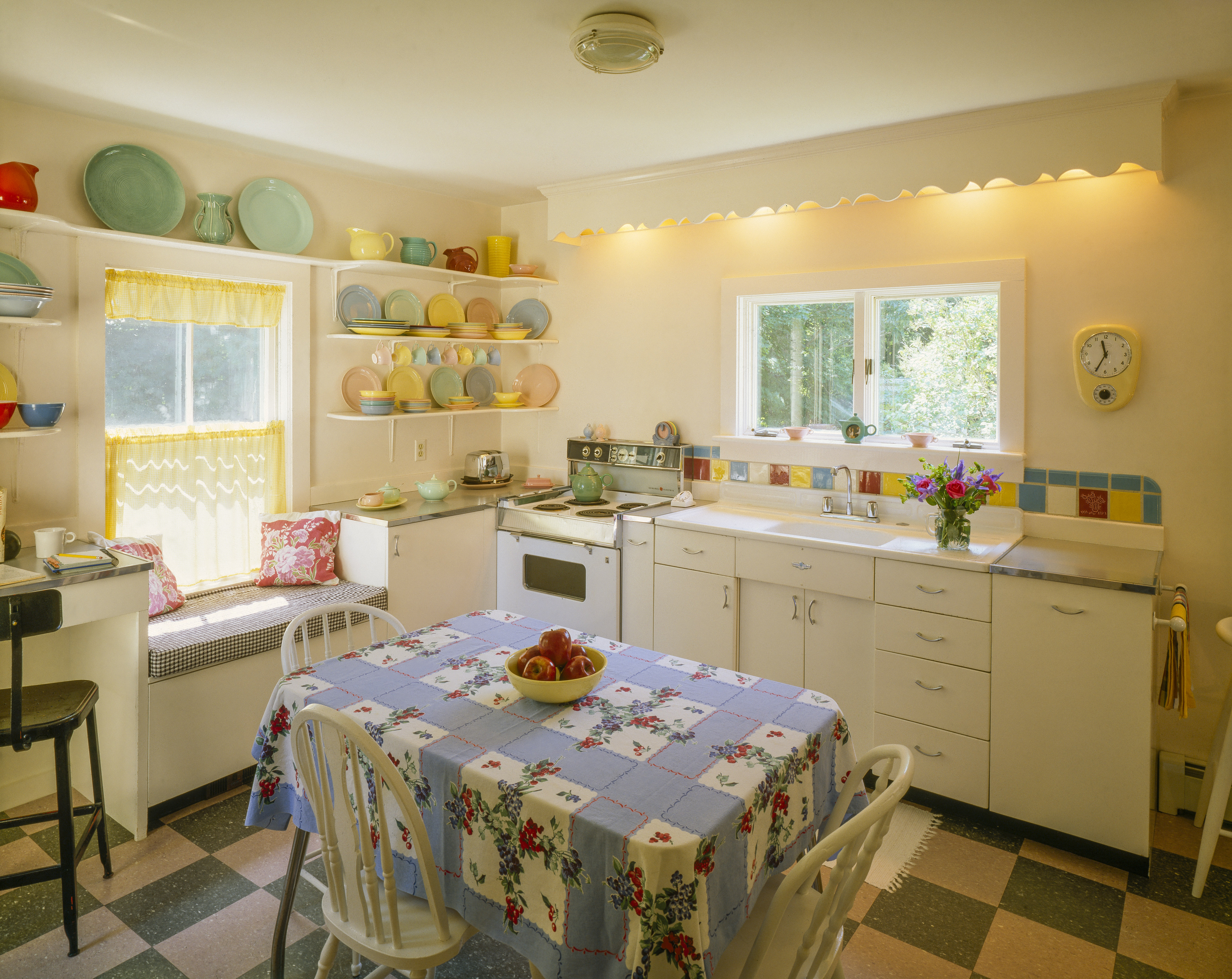 1940s Retro Kitchen The 1940's Period Style House Midcentury