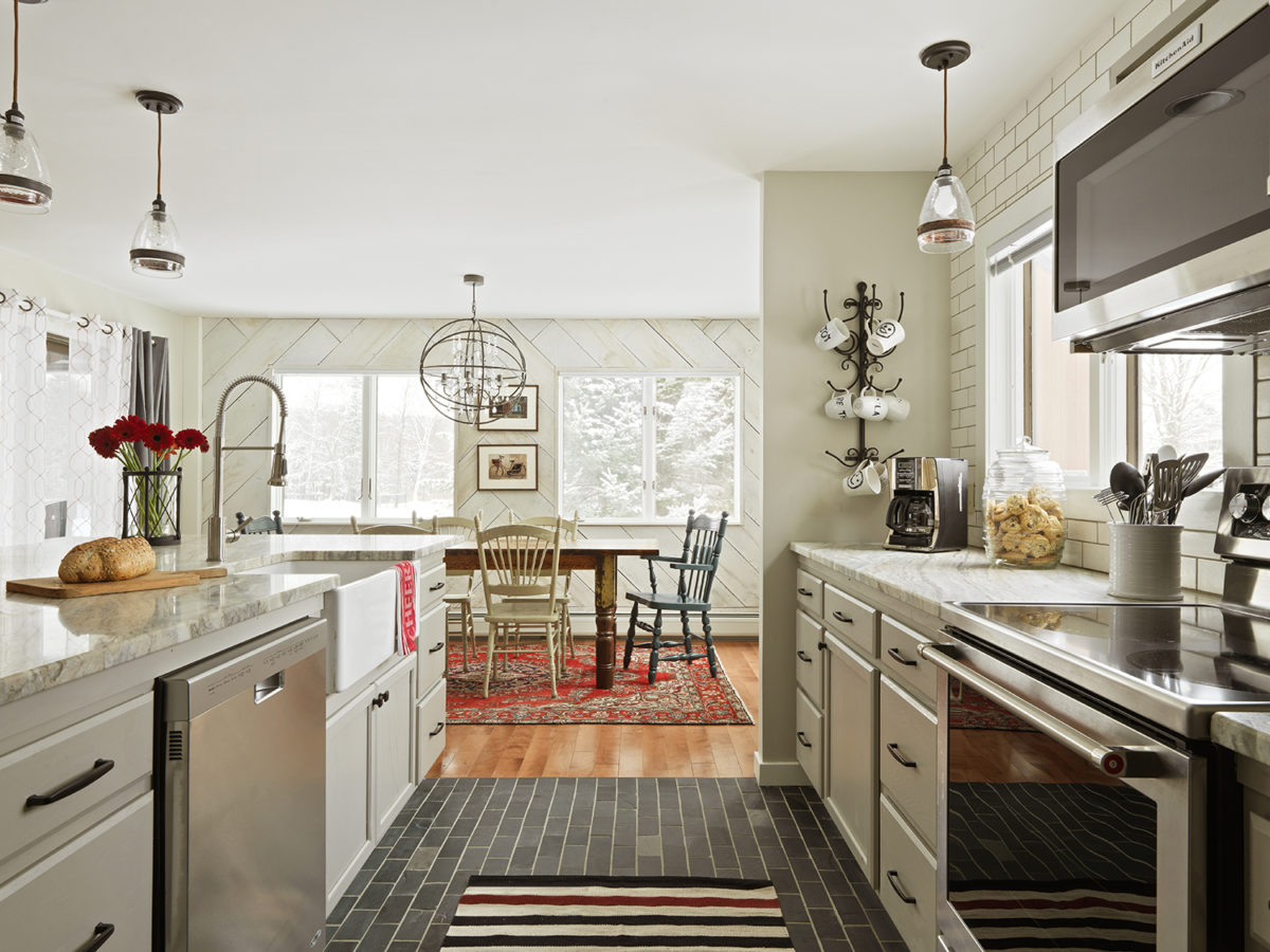 Bringing Life Back into a Space - Fine Homebuilding