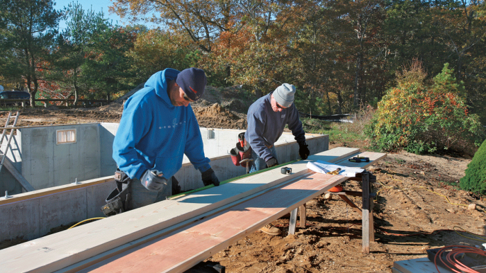 Installing Support Beams - Fine Homebuilding