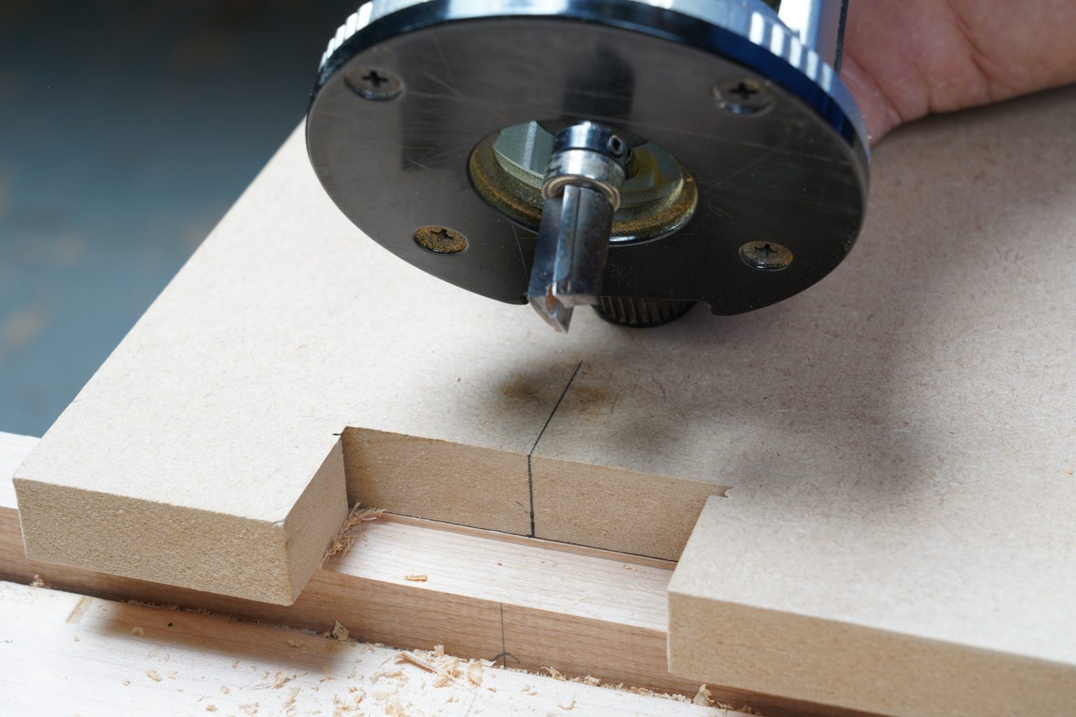 Easy Router Jig for Perfect Hinge Mortises - Fine Homebuilding