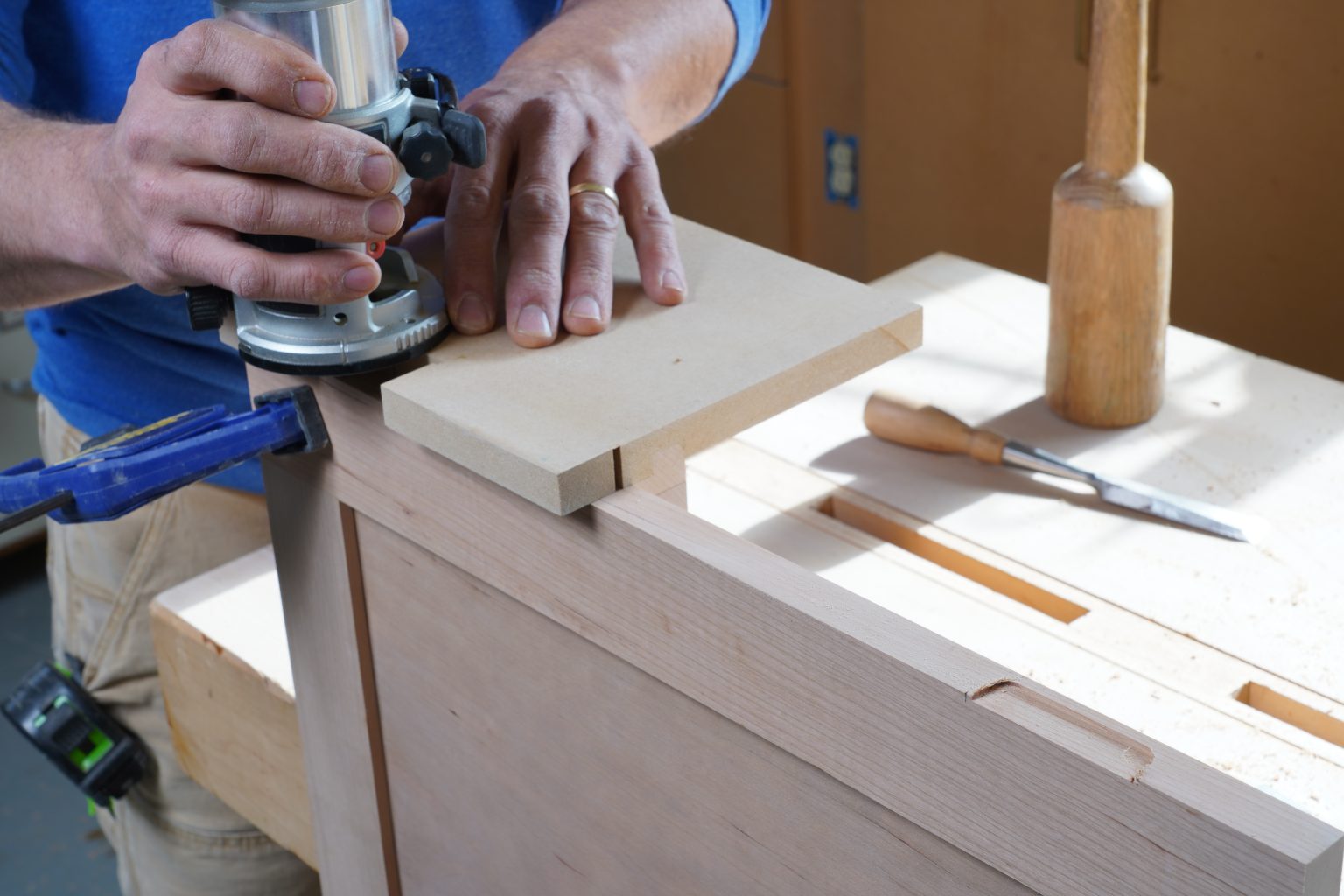 Easy Router Jig for Perfect Hinge Mortises - Fine Homebuilding