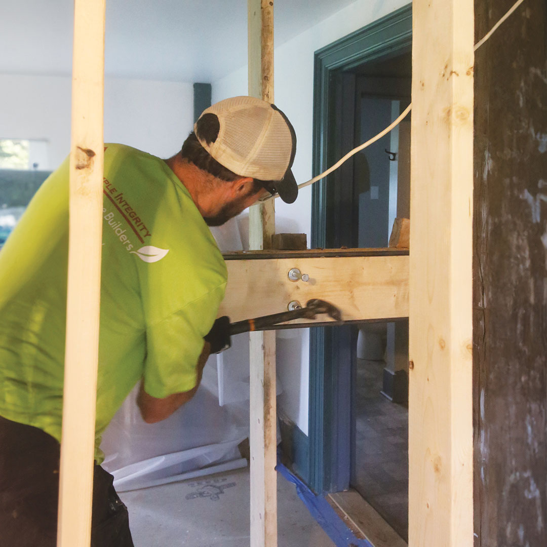 Installing Steel I-Beams in a Farmhouse Remodel - Fine Homebuilding