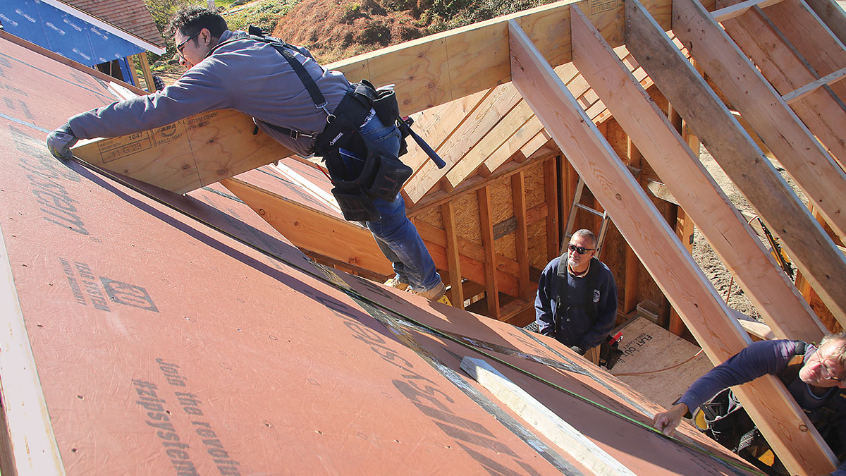 California Roof (Blind Valley) in a High-Wind Zone - Fine Homebuilding