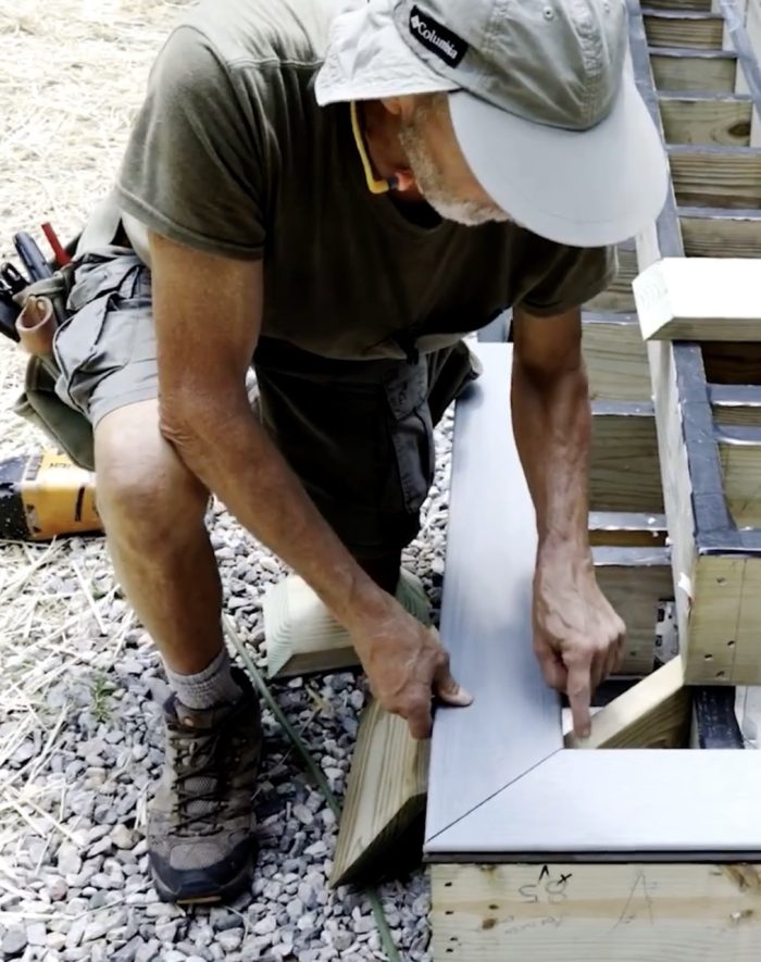 How to Build Box-Frame Deck Stairs - Fine Homebuilding